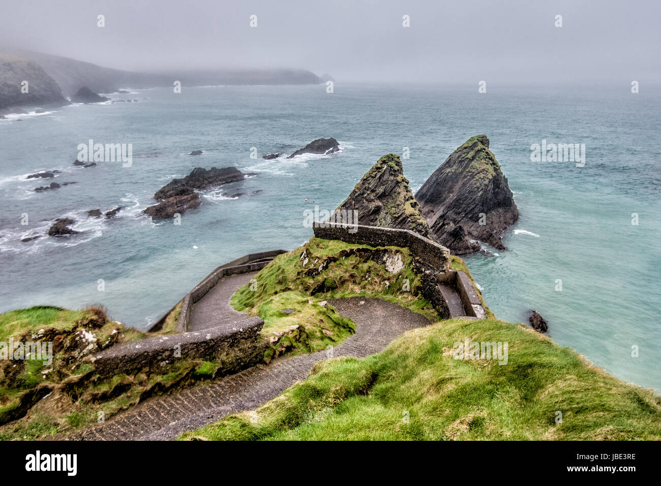 Dunquin harbour hi-res stock photography and images - Alamy