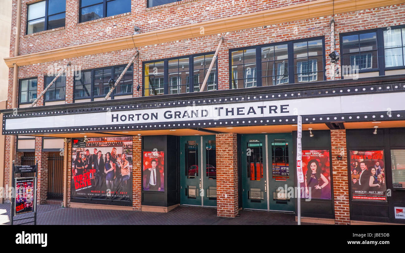 Horton grand theater hi-res stock photography and images - Alamy