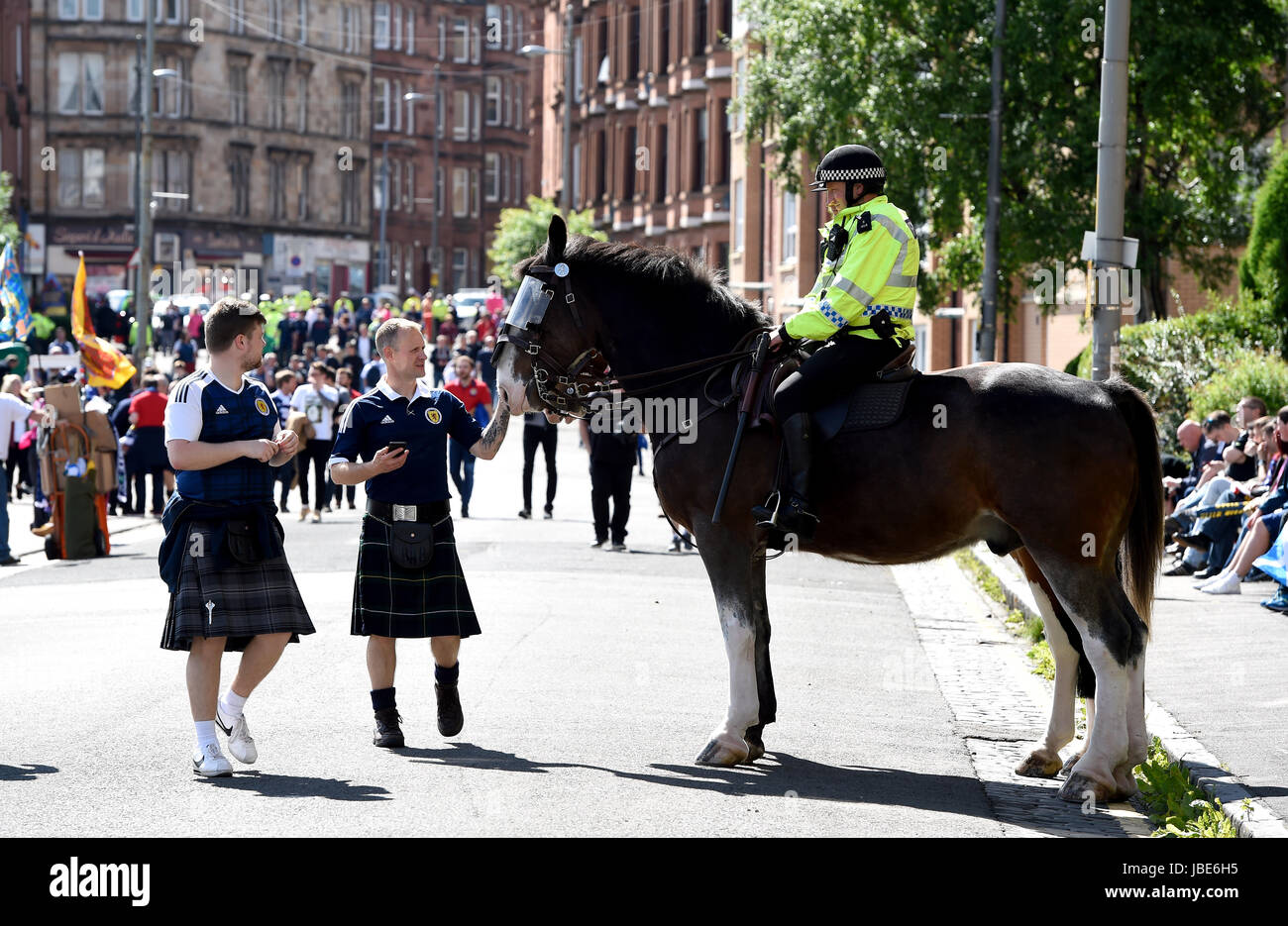 Scotland fans with mounted police ahead of the 2018 FIFA World Cup ...
