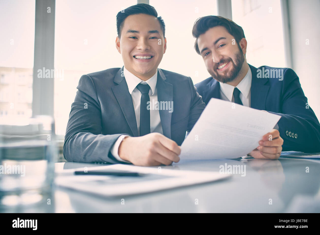 Portrait of two successful entrepreneurs Stock Photo - Alamy