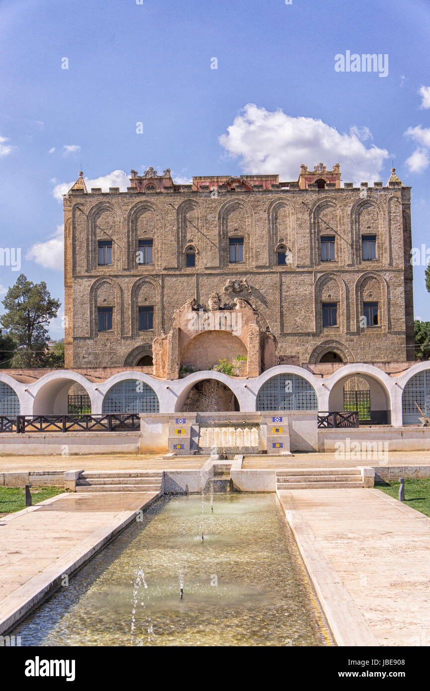 Zisa castle hi-res stock photography and images - Alamy