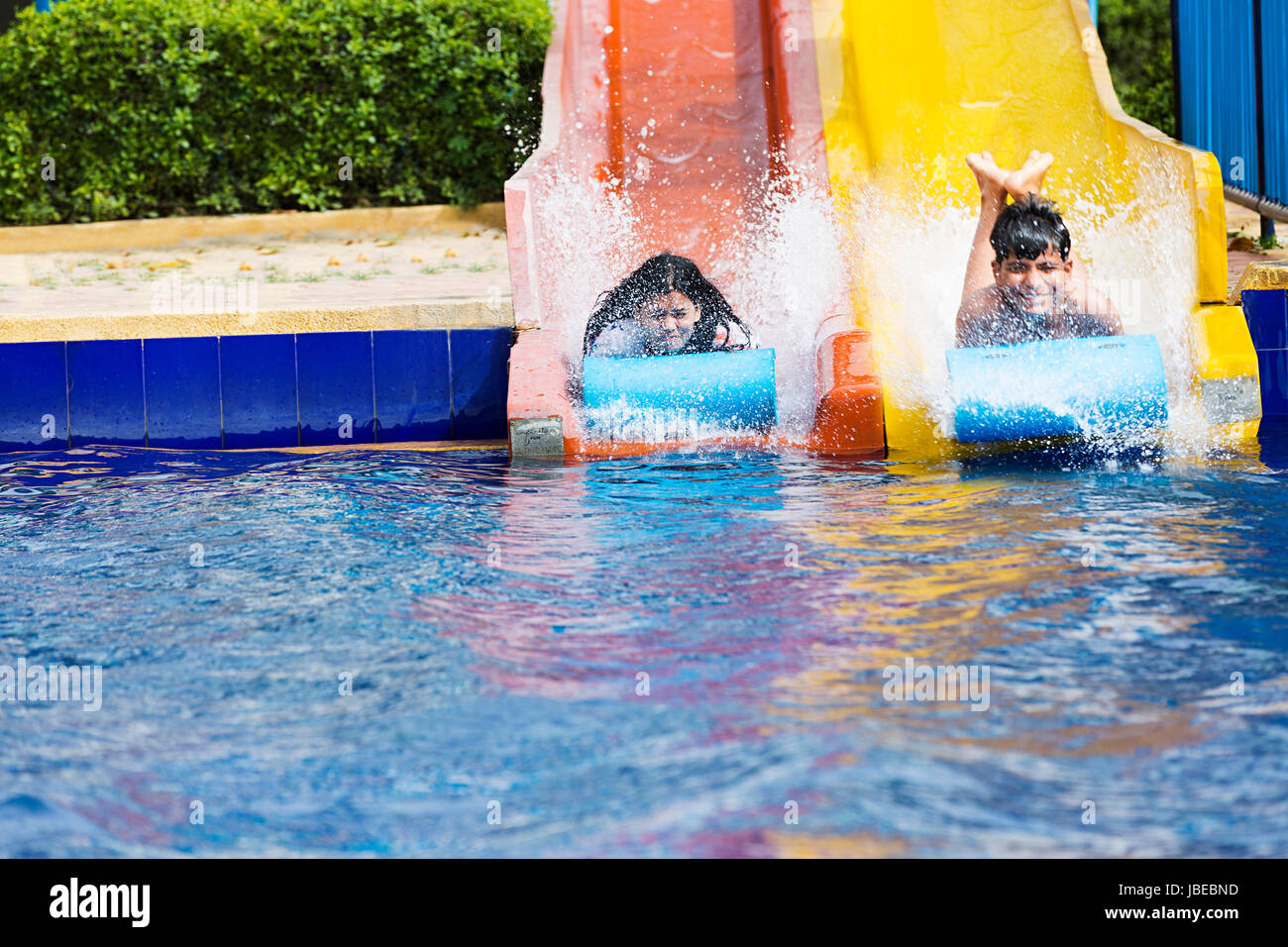 Boy at waterpark hi-res stock photography and images - Alamy
