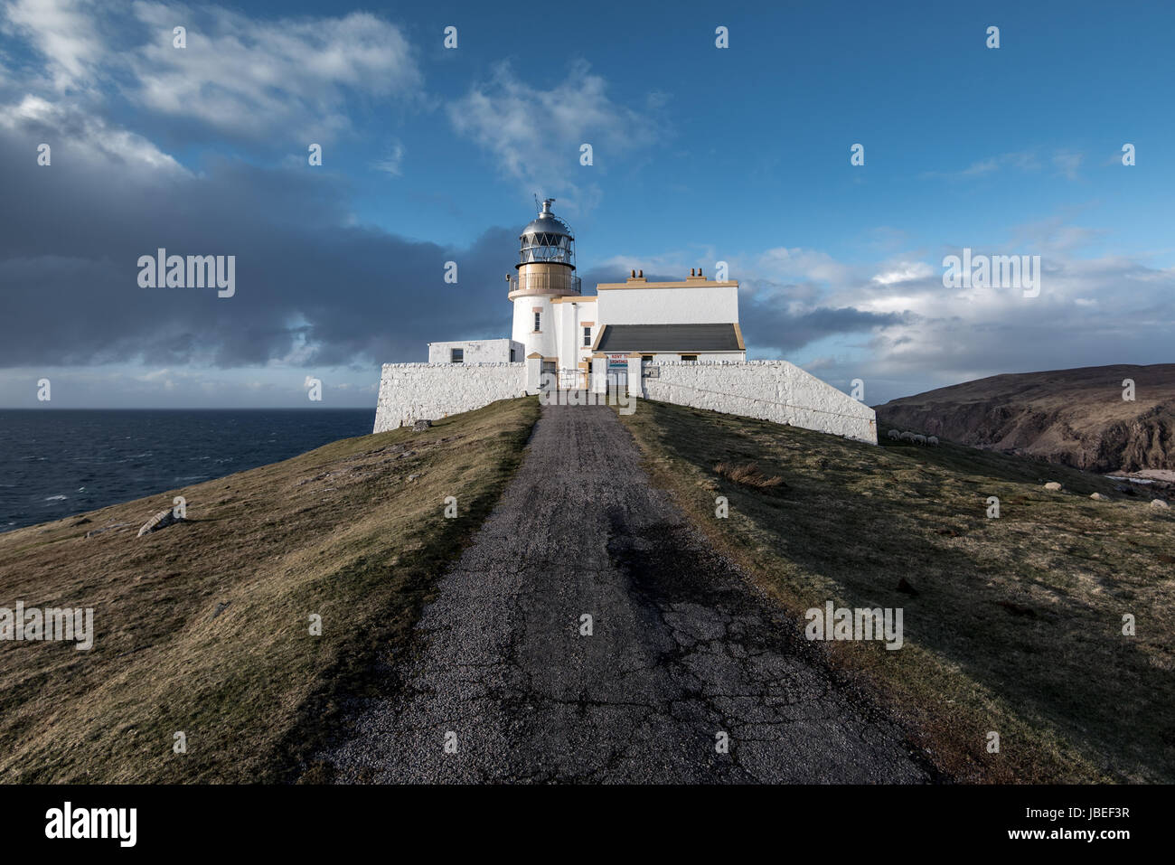 stoer lighthouse in scotland Stock Photo - Alamy
