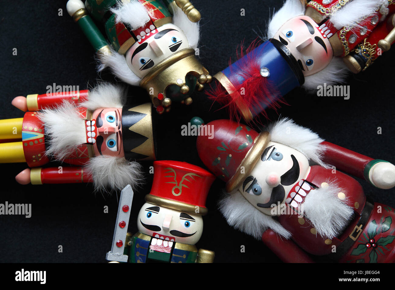 Five dancing figures hi-res stock photography and images - Alamy