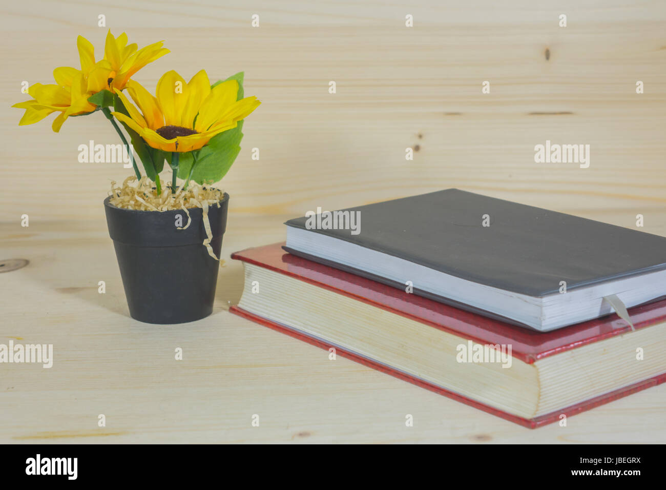 Sunflower drawing child hi-res stock photography and images - Alamy