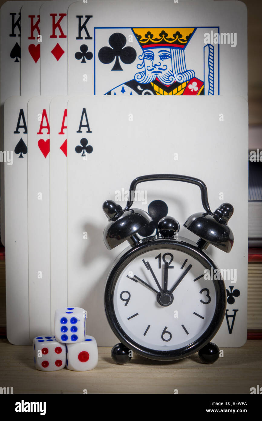 Hold cards close hi-res stock photography and images - Alamy