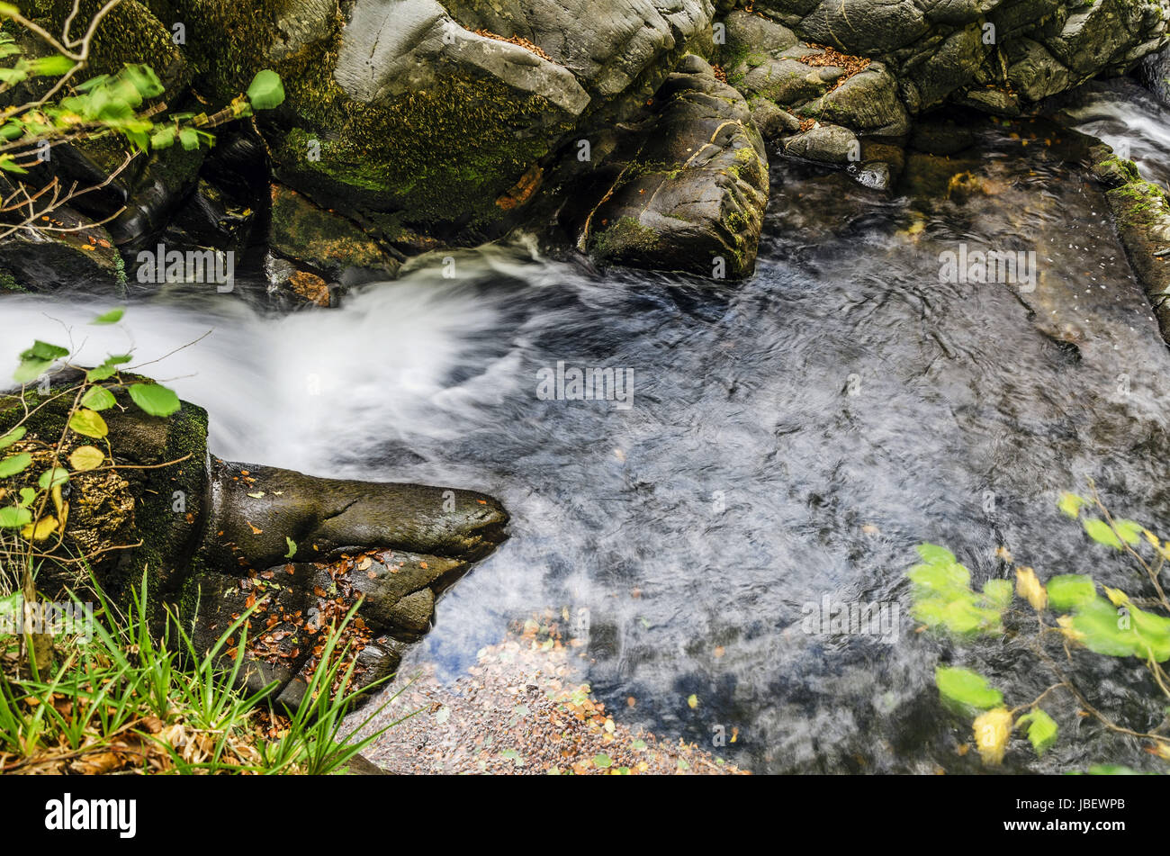 Beautiful picture at the river, with great details and high resolution ...