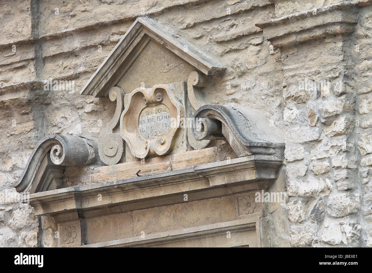 Romanesque scroll frieze hi-res stock photography and images - Alamy