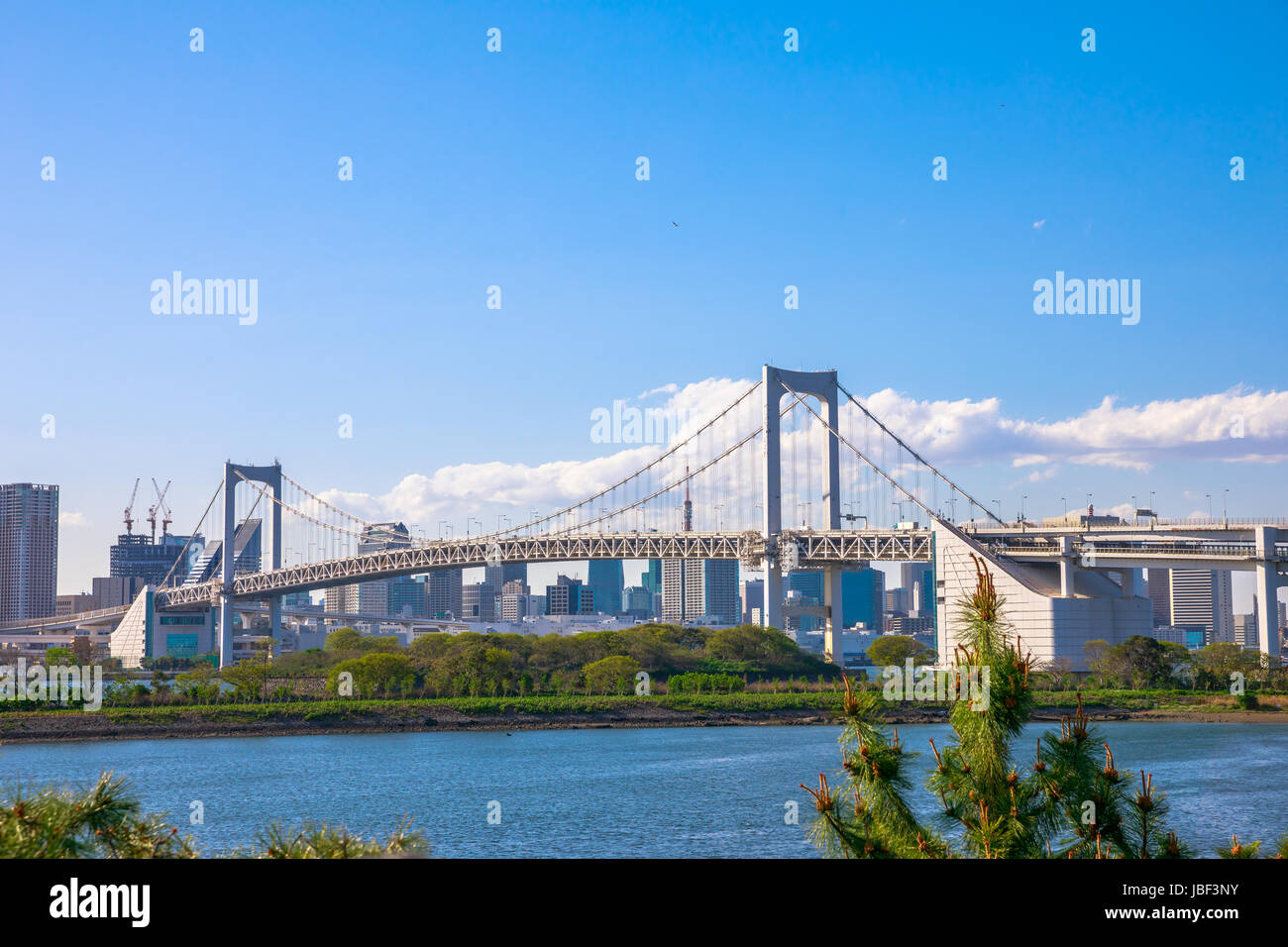 Rainbow Bridge Odaiba Stock Photo - Alamy