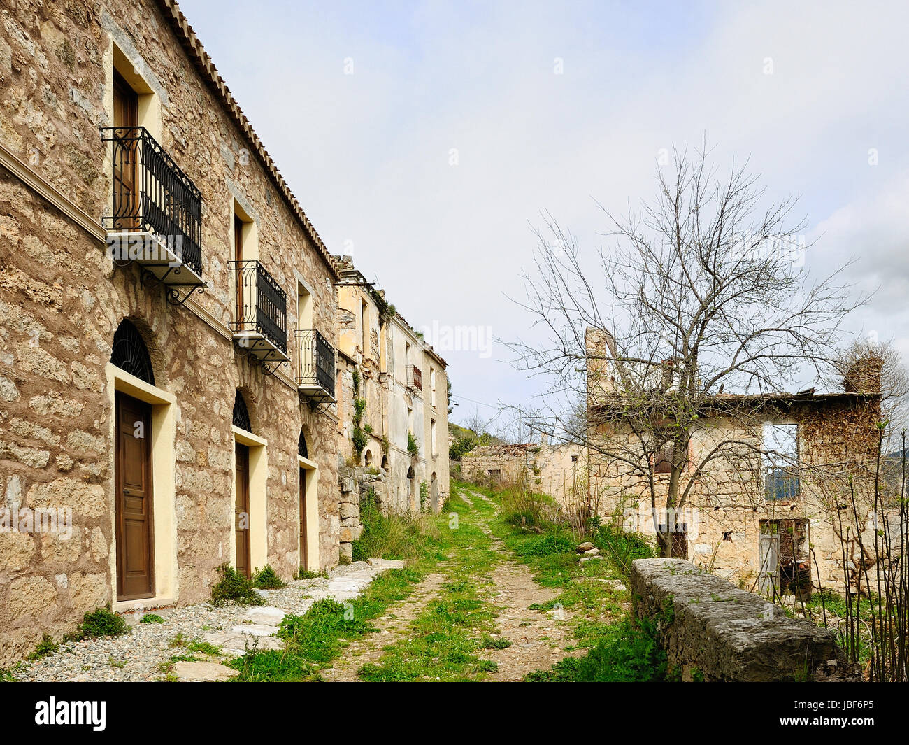 Osini old in the past, what is now a true ghost town, it was a center ...