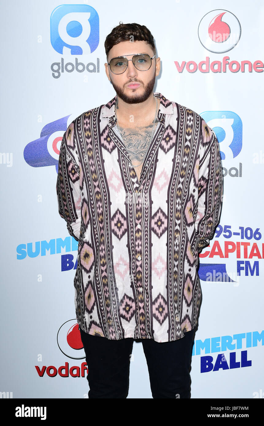 James arthur arriving hi-res stock photography and images - Alamy