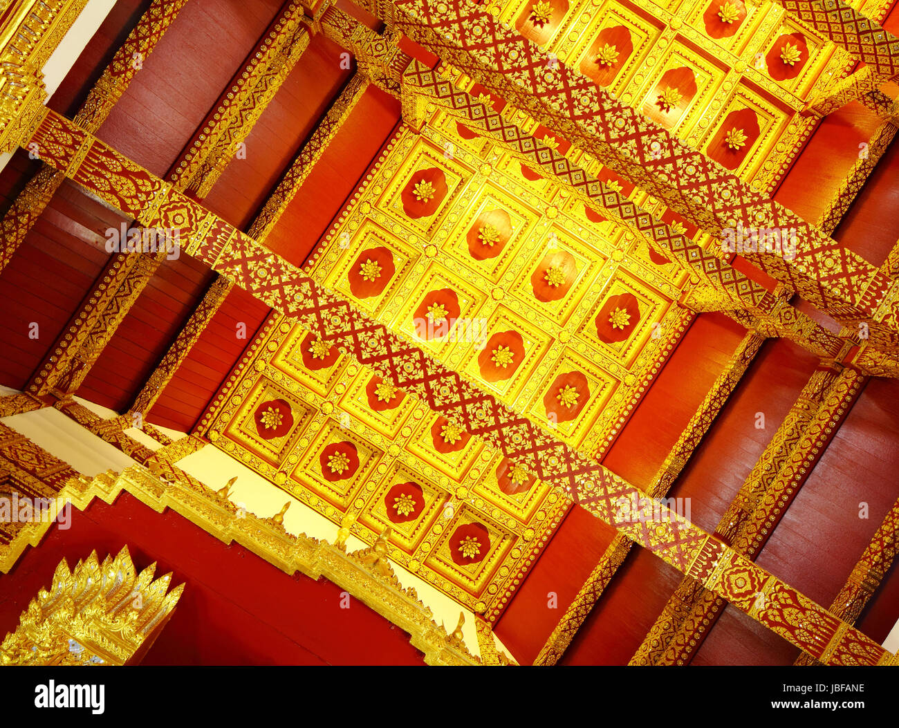 Thailand temple ceiling Stock Photo - Alamy