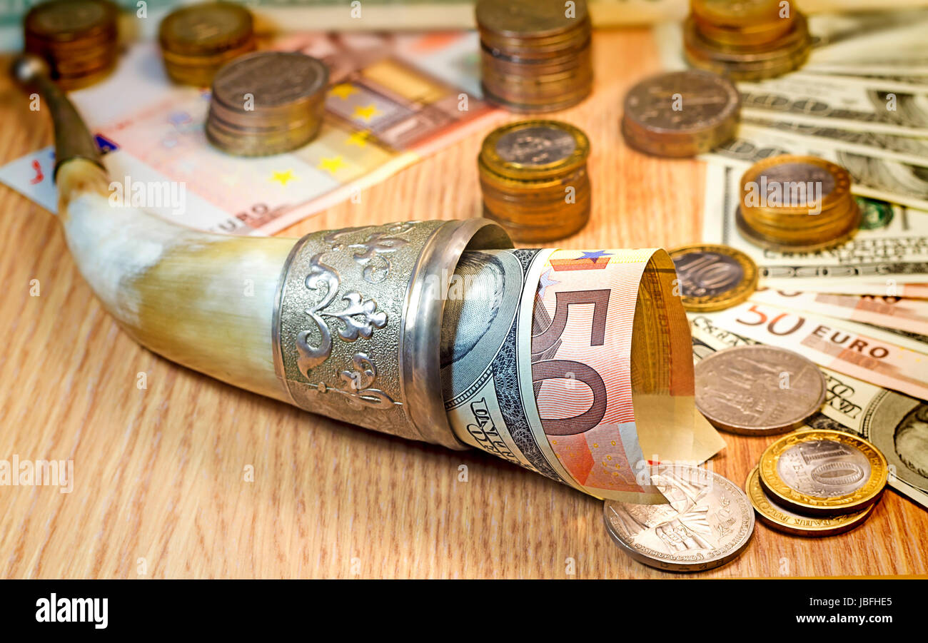 Metal stamping hi-res stock photography and images - Alamy