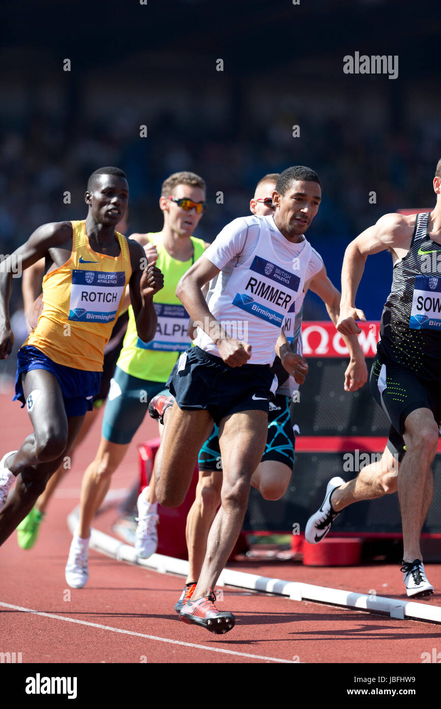 Michael RIMMER competing in the Men's 600m at the 2016 Diamond League ...