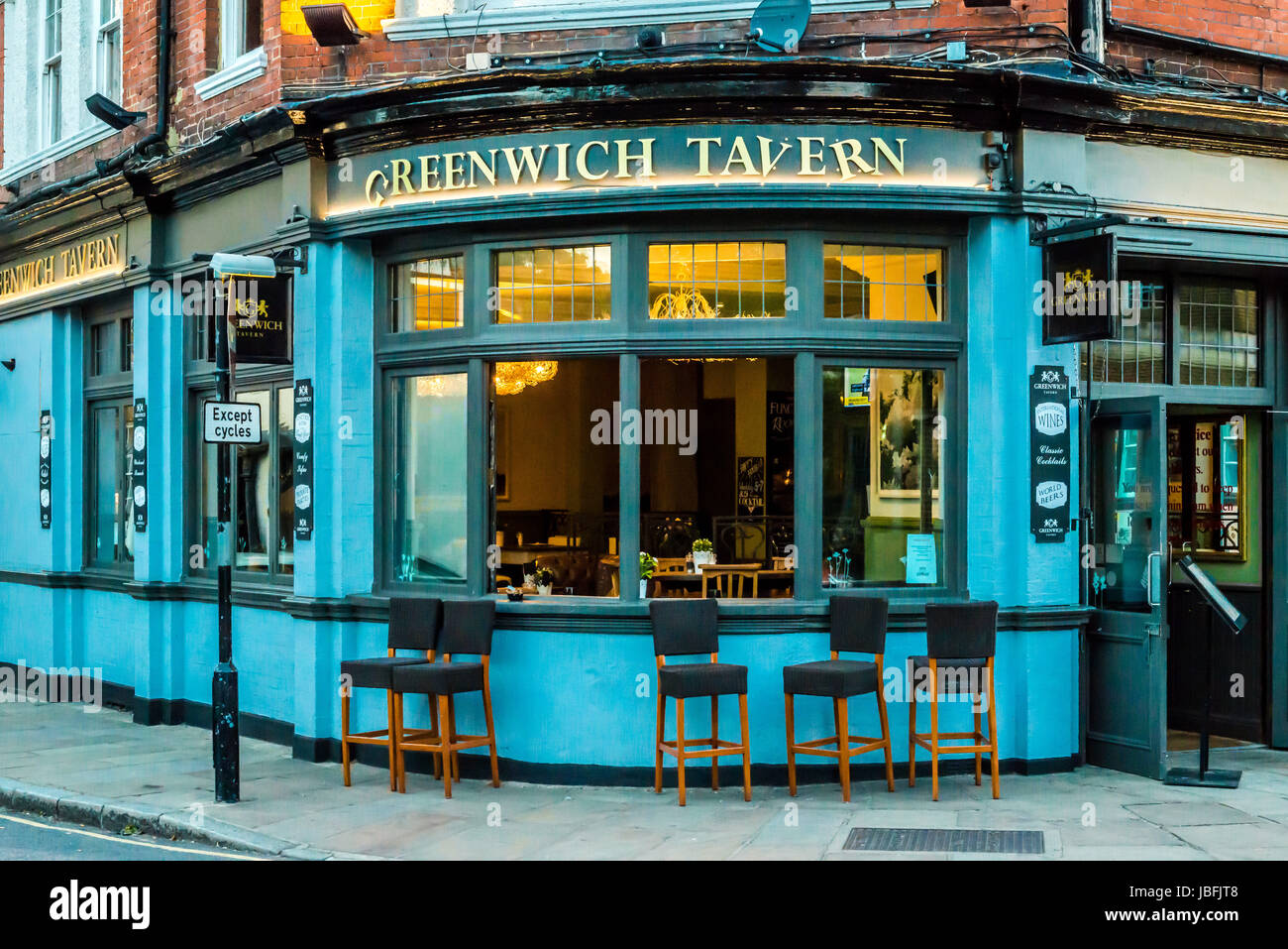 London, United Kingdom - June 01, 2017: Empty chains in front of the ...