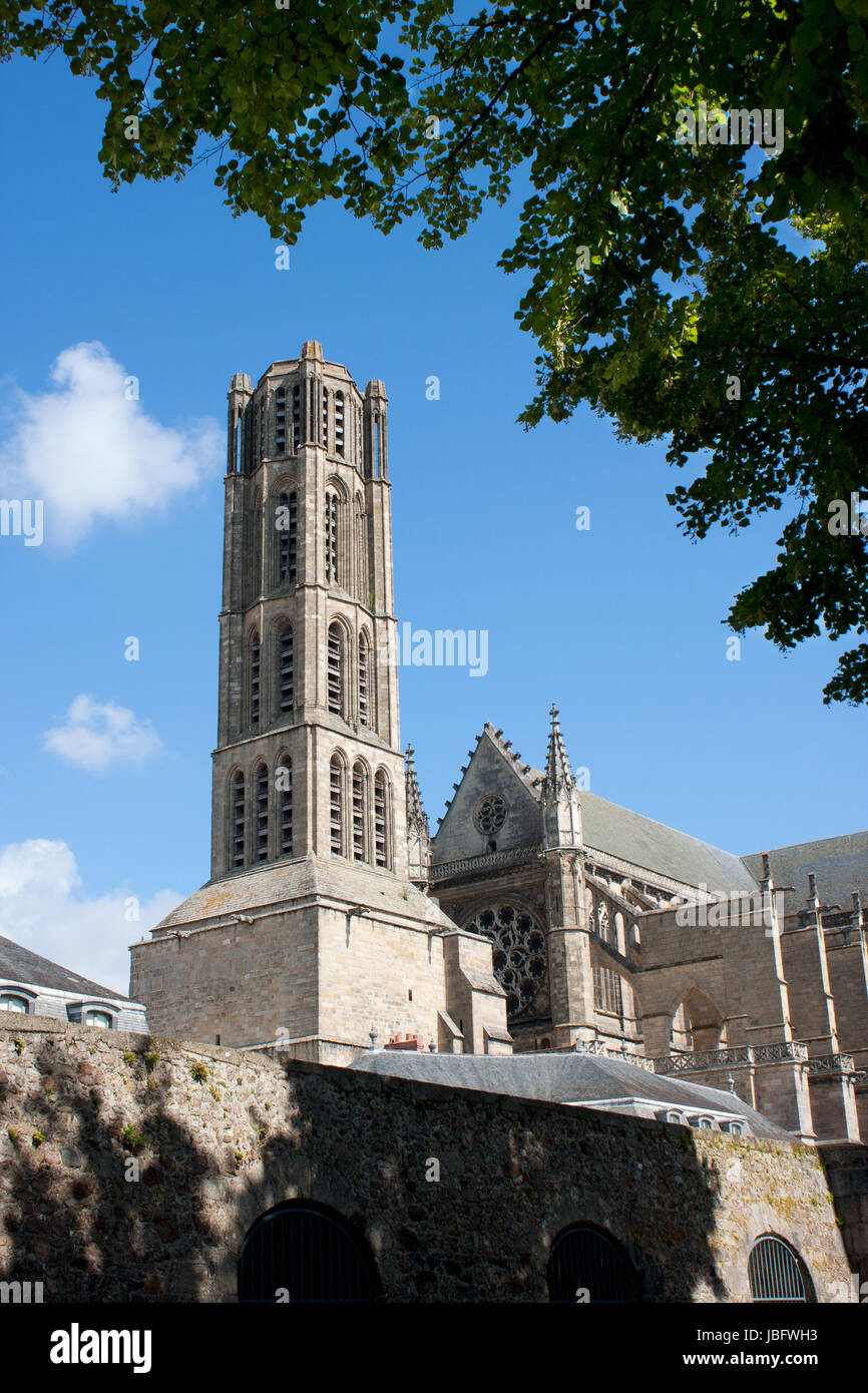 Bell tower of St. Etienne Cathedral of Limoges, France Stock Photo - Alamy