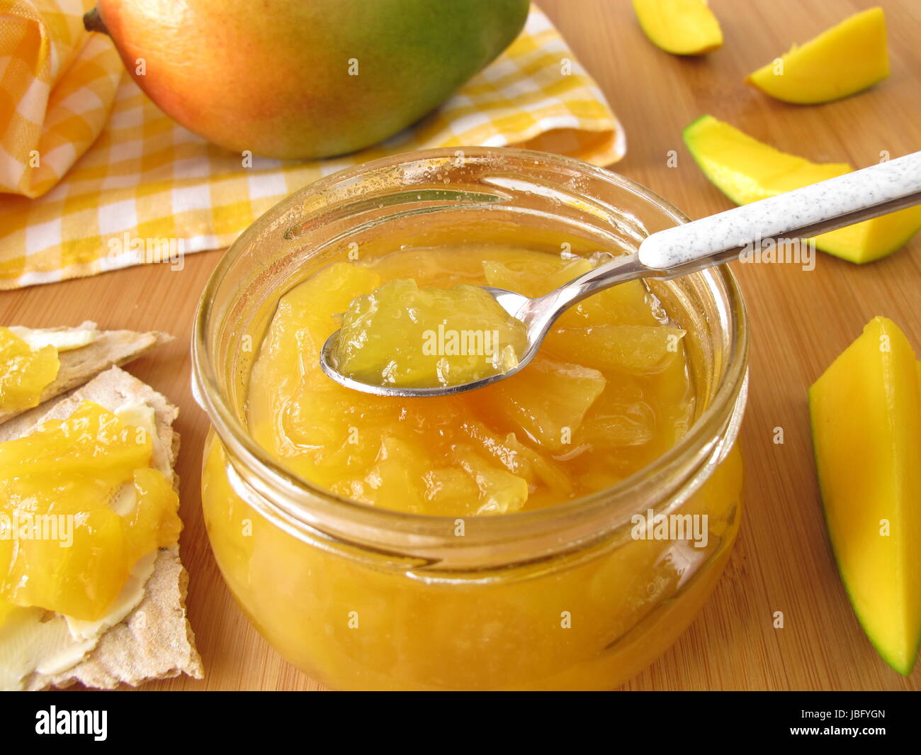 Mangomarmelade hi-res stock photography and images - Alamy