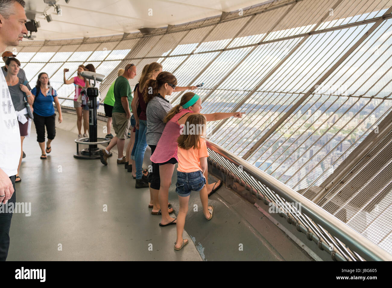 Cn tower toronto observation deck hi-res stock photography and images ...