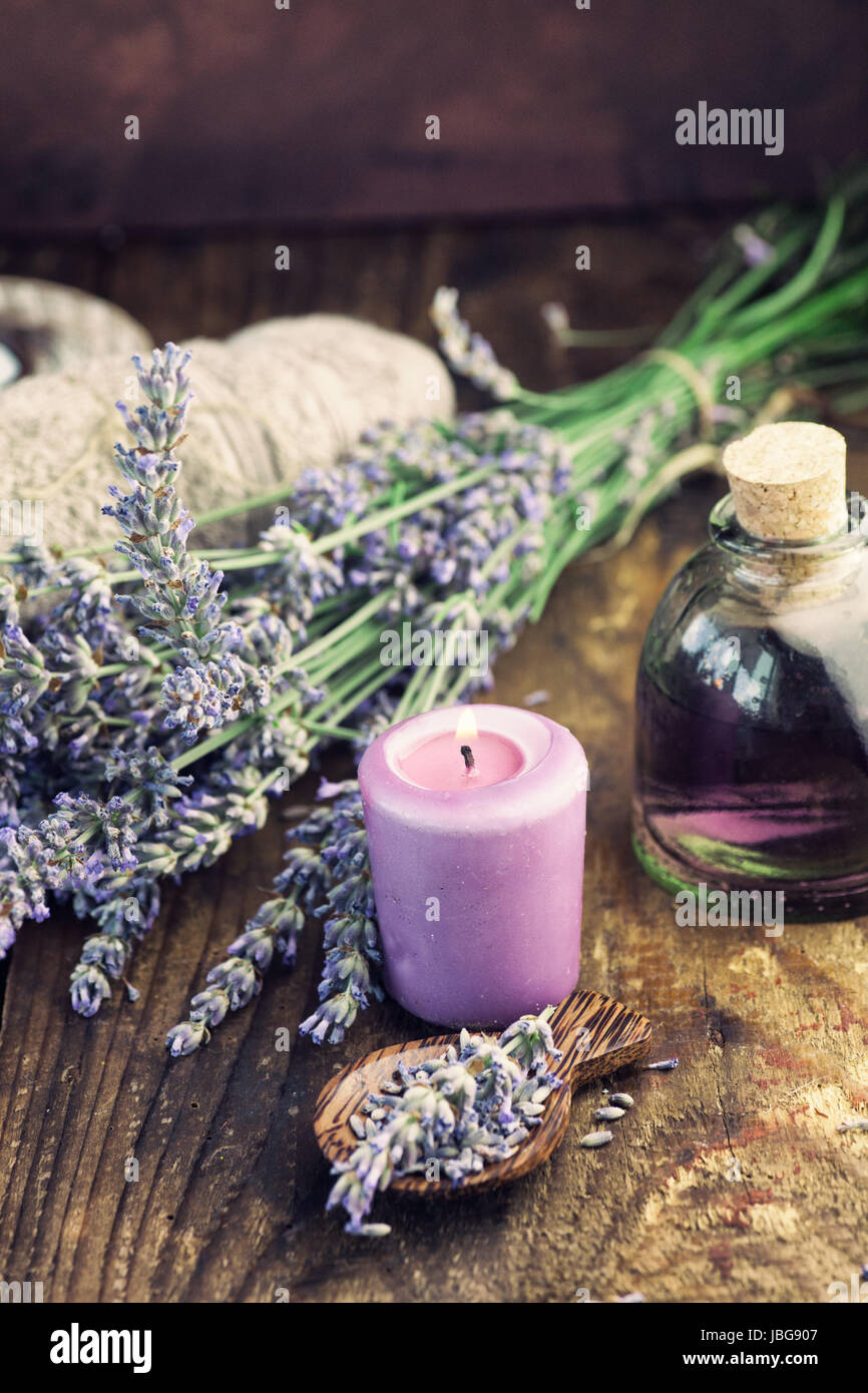 Purple spa theme with bath salt hi-res stock photography and images - Alamy