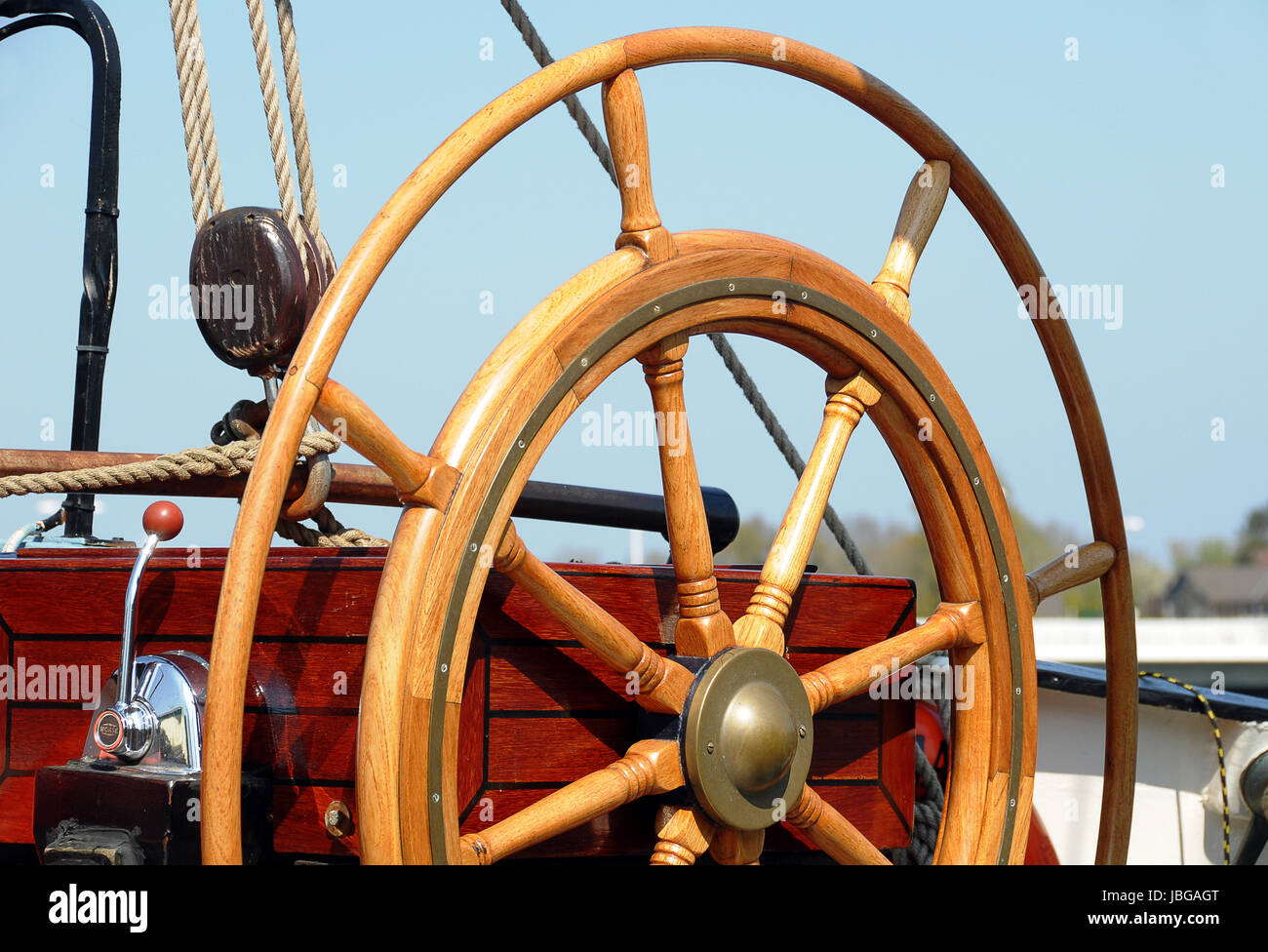 Rudder sailing ship hi-res stock photography and images - Alamy