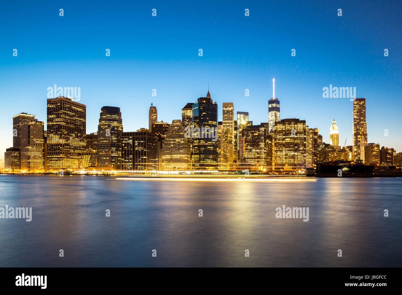 New York City Manhattan skyline at dusk from Brooklyn Stock Photo - Alamy
