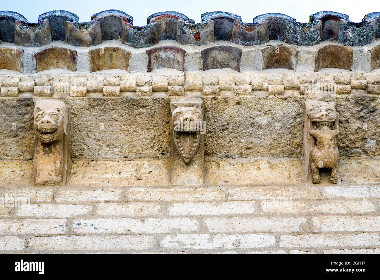 Eave corbels hi-res stock photography and images - Alamy
