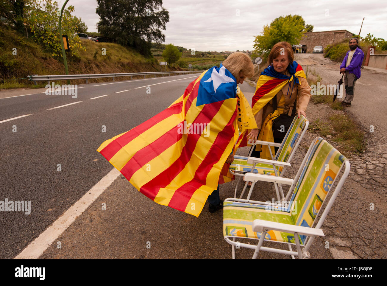 Baltic way human chain hi-res stock photography and images - Alamy