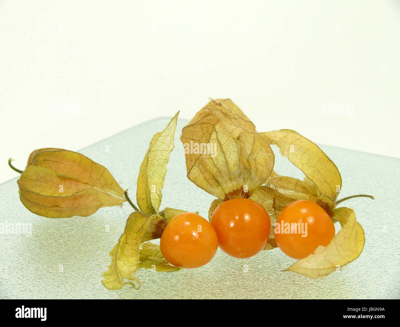 Ripe orange physalis fruits hi-res stock photography and images - Alamy