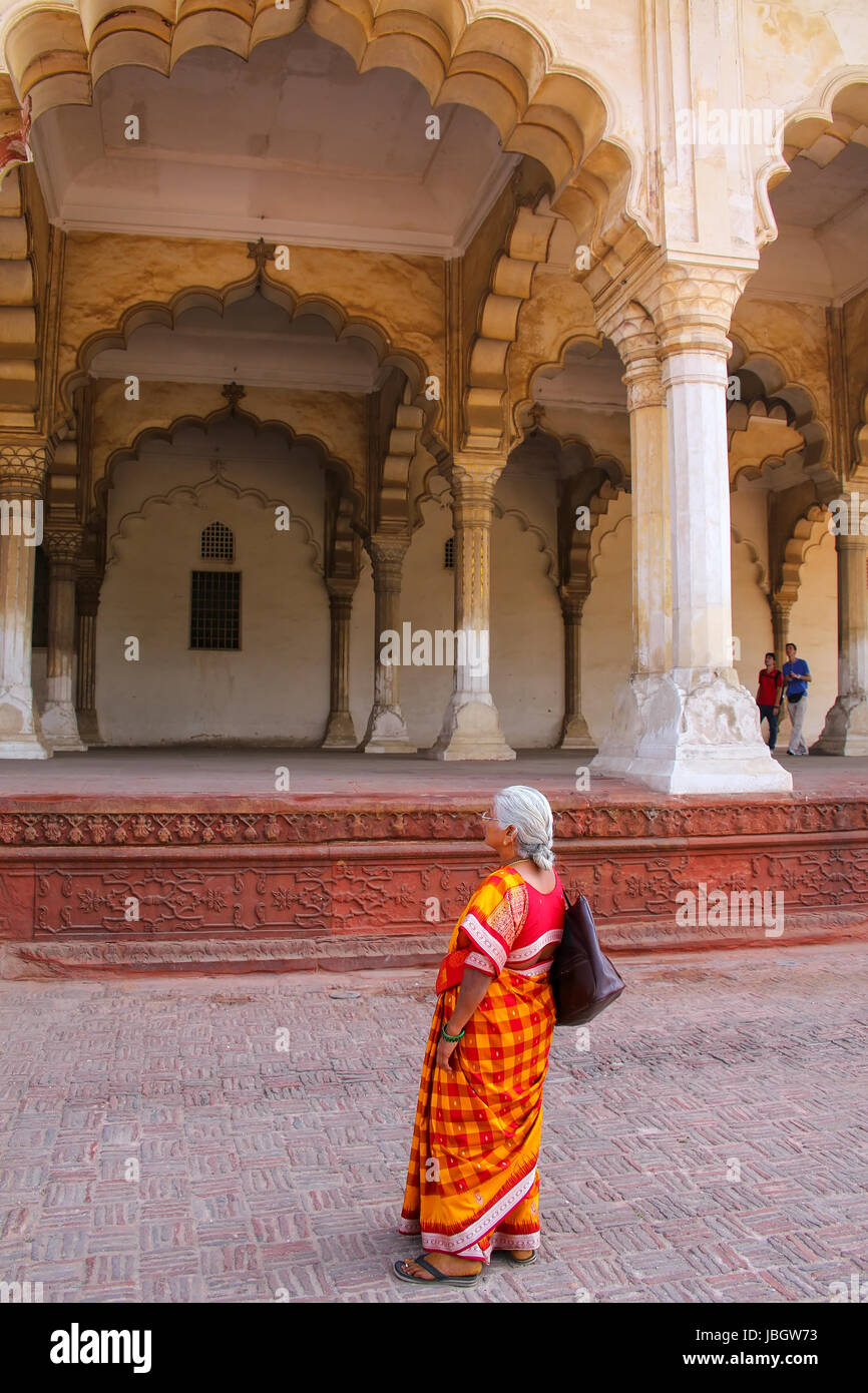 Woman agra fort hi-res stock photography and images - Alamy
