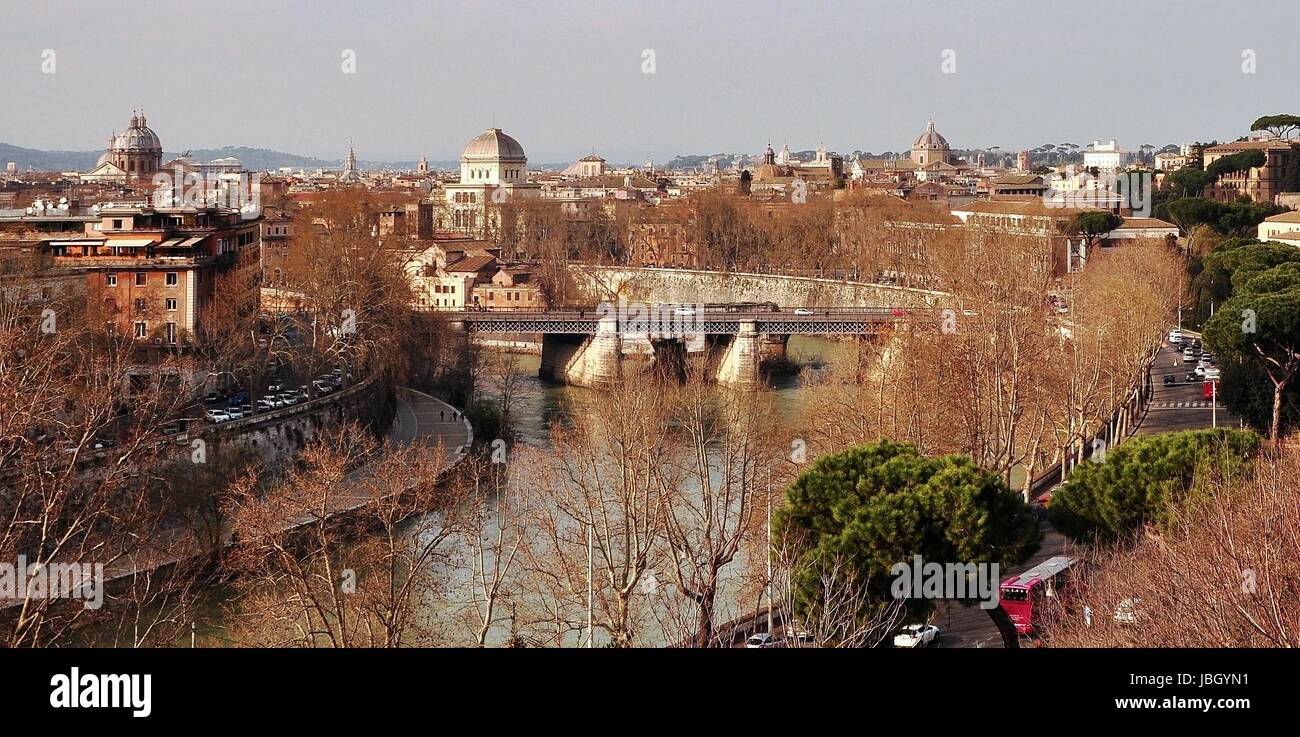overlooking the tiber Stock Photo - Alamy
