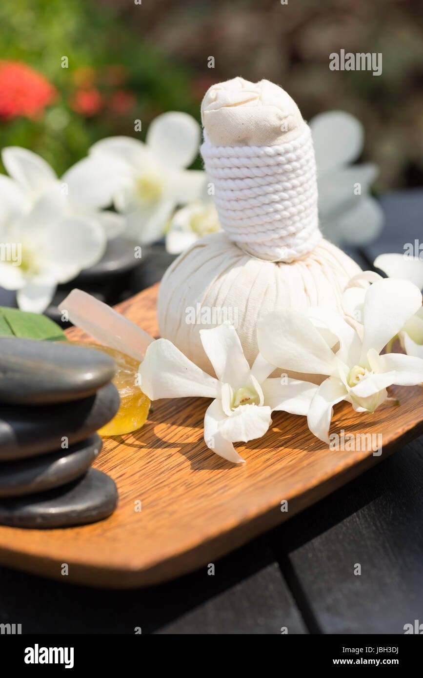 Outdoor Herbal Spa Massage in the garden Stock Photo - Alamy