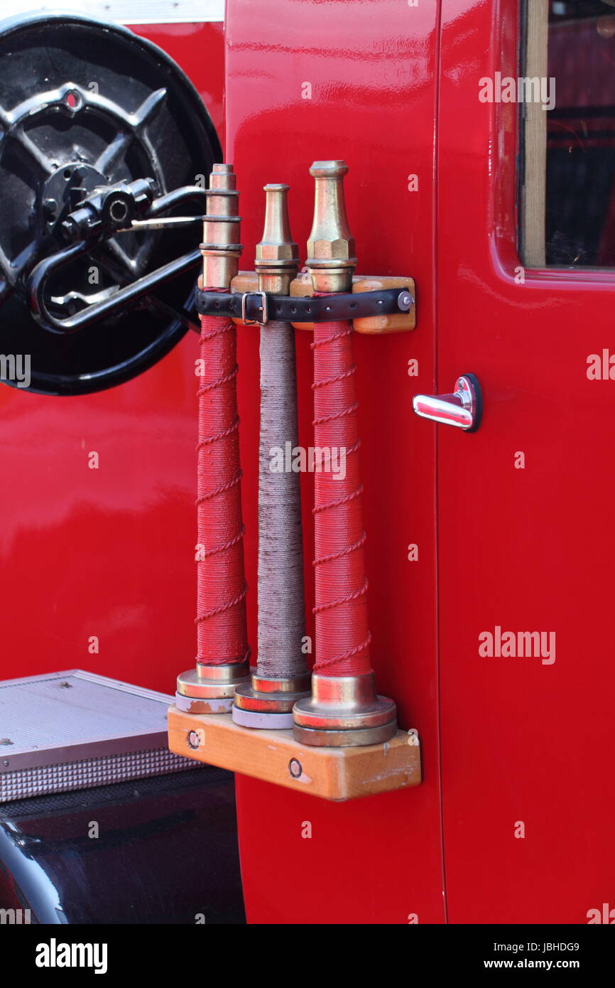 Feuerwehr rot hi-res stock photography and images - Alamy