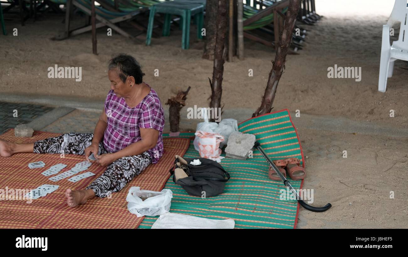 Old Lady Card Reader Fortune Teller selling on Beach Road Pattaya ...