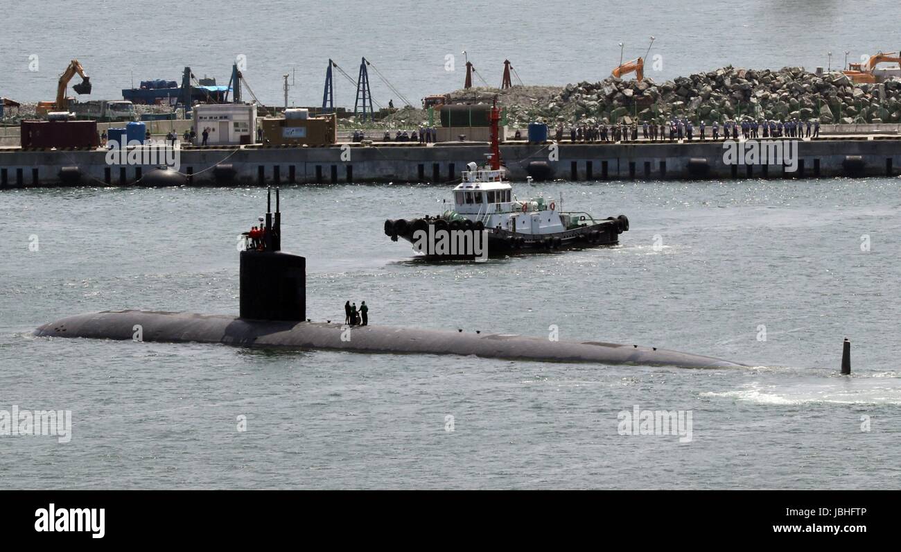 USS Cheyenne submarine leaves Busan The USS Cheyenne, a U.S. nuclear ...
