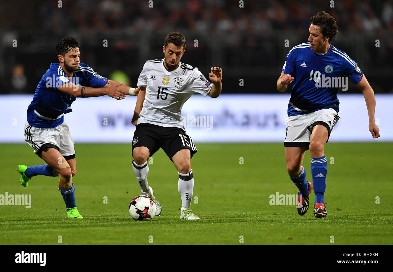 Nuremberg, Germany. 10th June, 2017. Germany's Amin Younes (C) and San ...