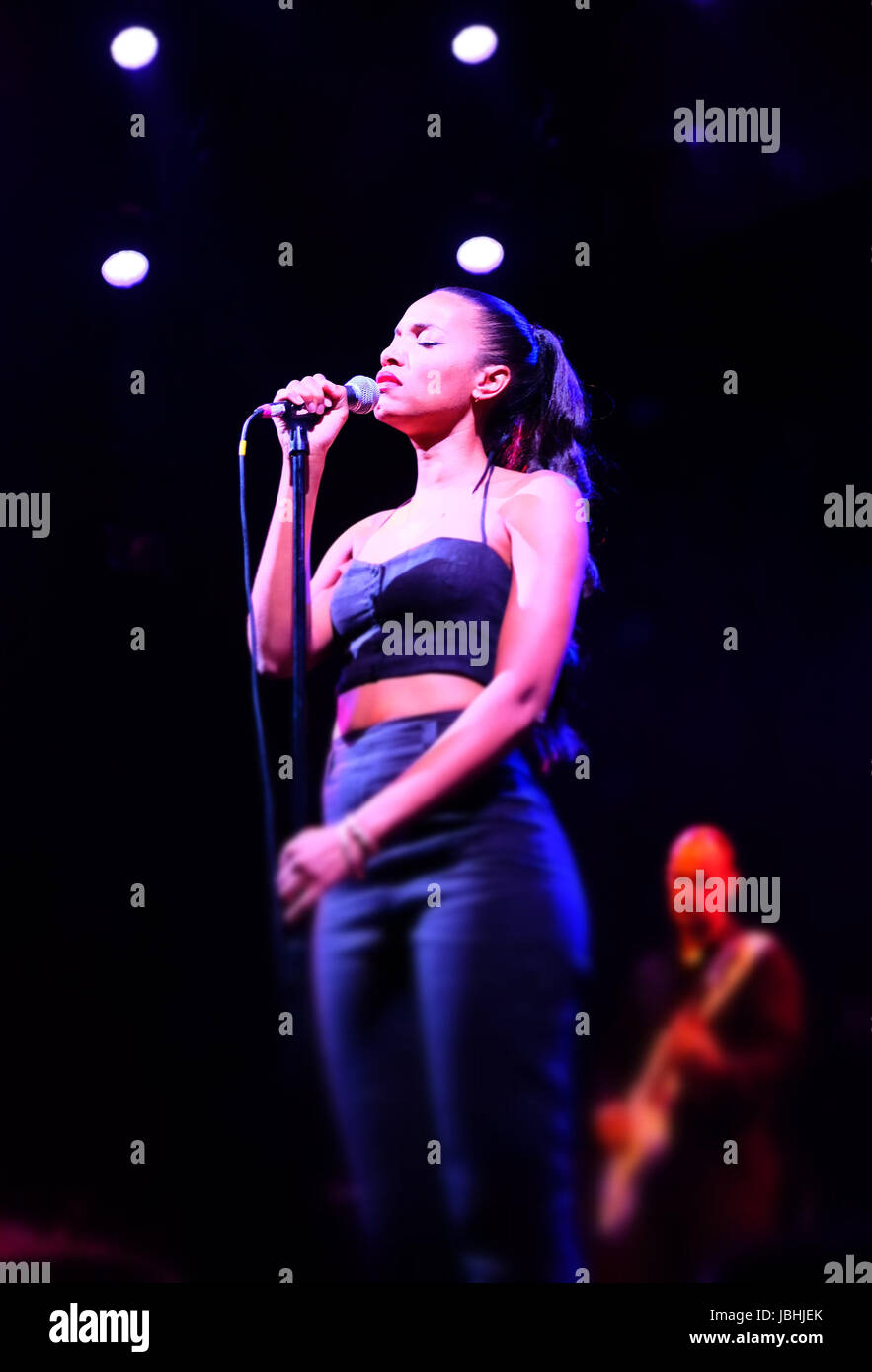 New York, New York- June 10: Recording Artist Alice Smith performs at ...