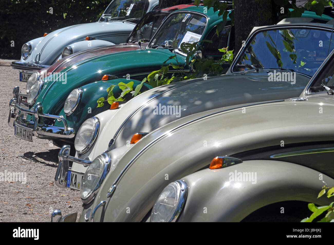 Karlsruhe, Germany. 11th June, 2017. A row of VW beetles are presented ...