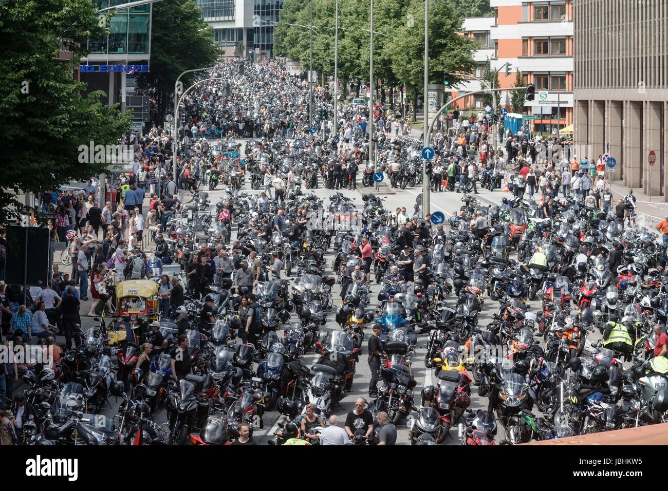 Hamburg, Germany. 11th June, 2017. Motorcycles and their drivers can be ...