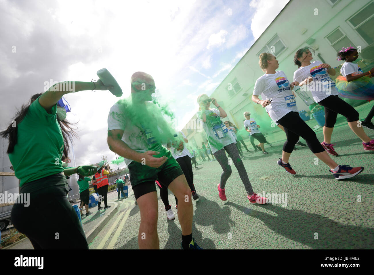 The Color Run London, Wembley Park 2017. Colour run Stock Photo - Alamy
