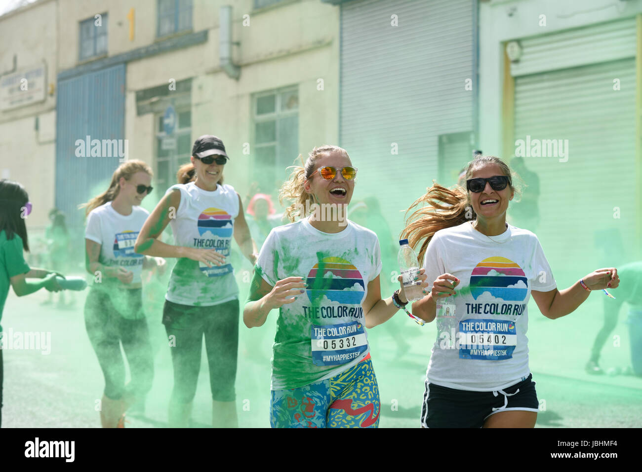 Explosion of colour hi-res stock photography and images - Alamy