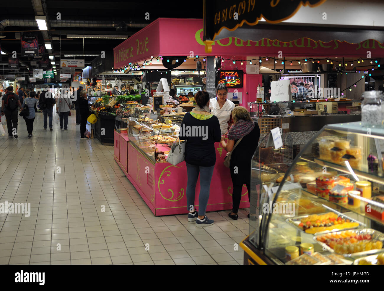 The interior of a supermarket can be seen in Frejus, France, 1 October ...