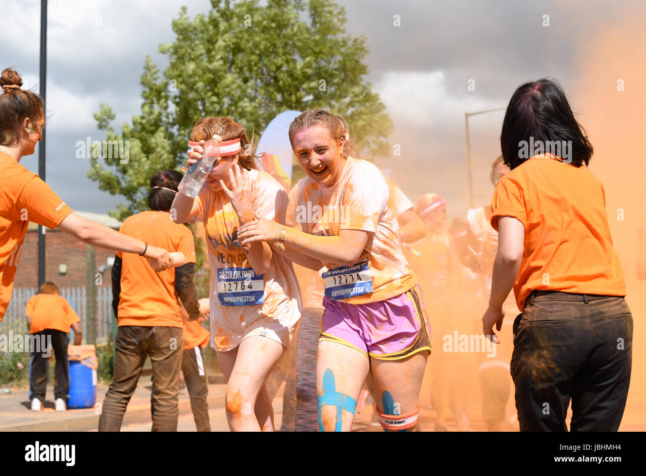 The Color Run London, Wembley Park 2017. Colour run Stock Photo - Alamy