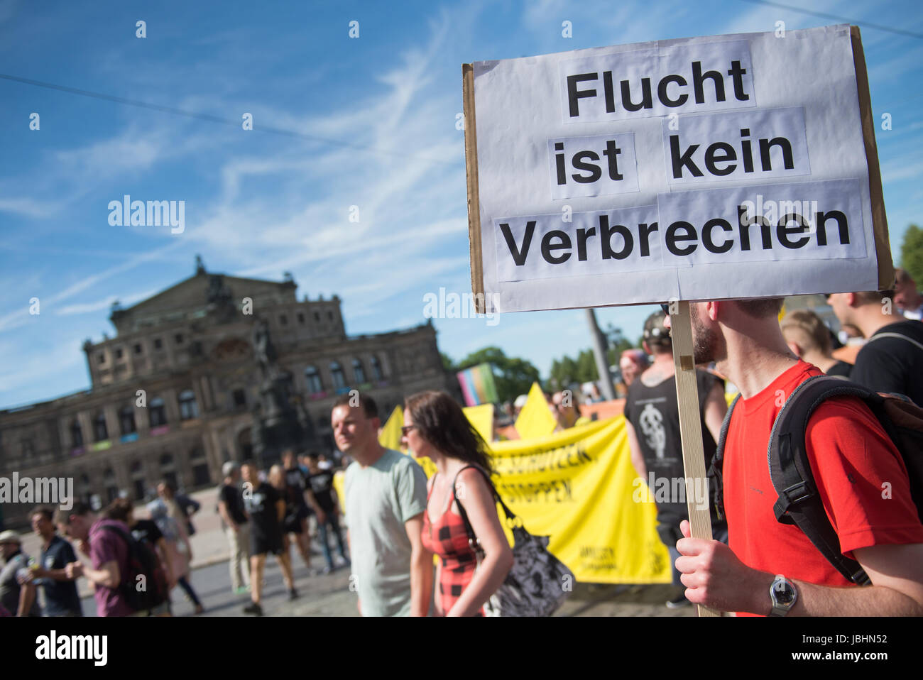 Dresden, Germany. 11th June, 2017. Several hundred people at a ...
