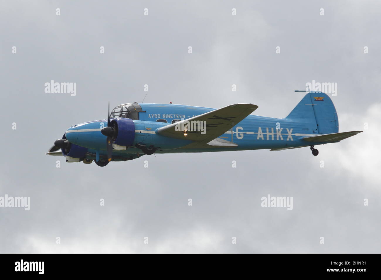 Avro anson propeller hi-res stock photography and images - Alamy
