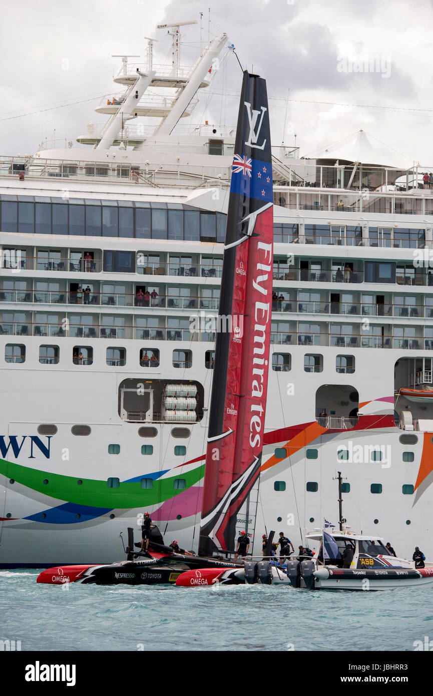 America’s cup in bermuda back in 2017 hi-res stock photography and ...