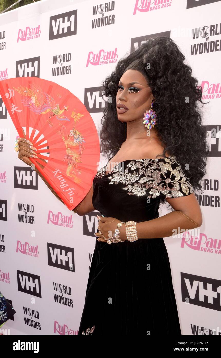 Glendale, CA. 9th June, 2017. Shea Coulee at arrivals for RUPAUL'S DRAG ...
