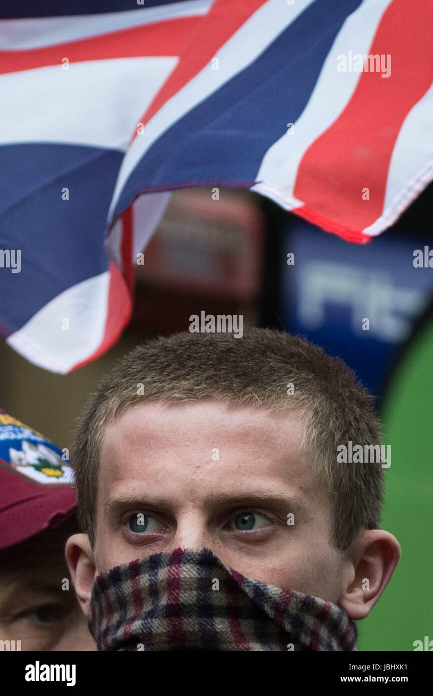 About 1,000 attend right-wing ‘Unite Against Hate' anti-Islamic march ...