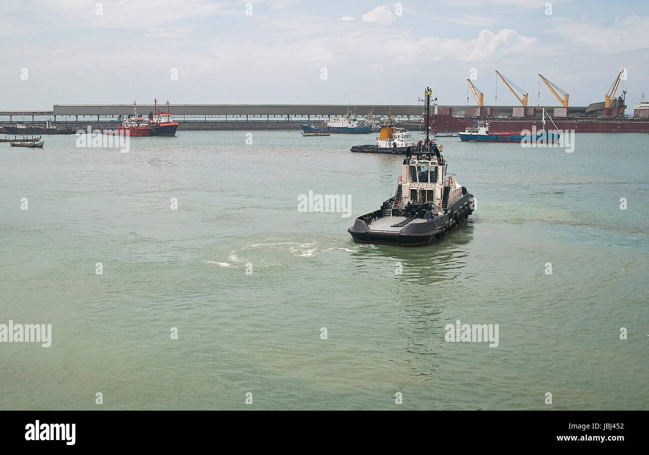 Lome port hi-res stock photography and images - Alamy