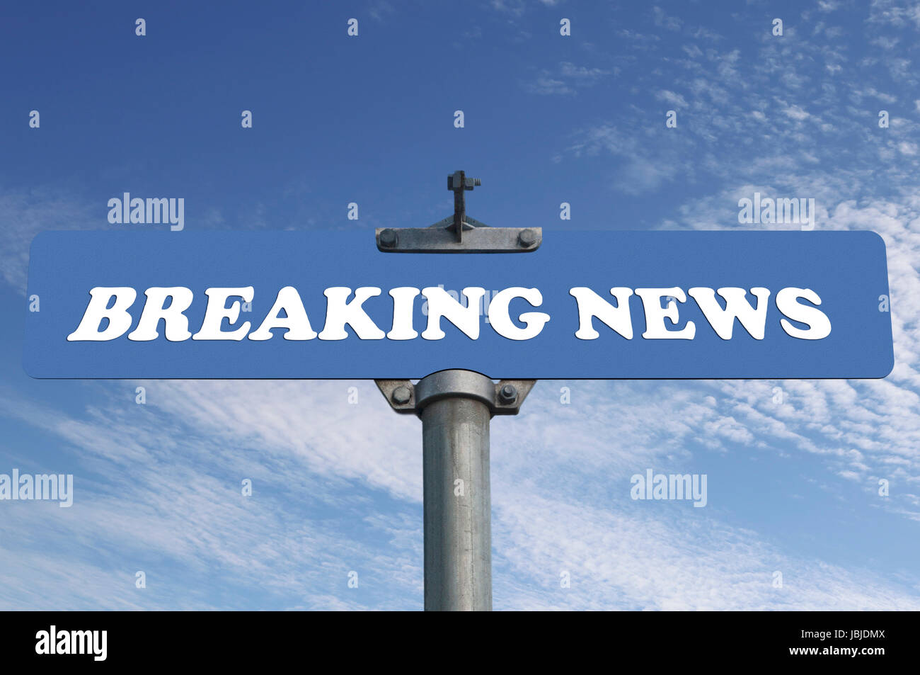 Breaking news road sign Stock Photo - Alamy