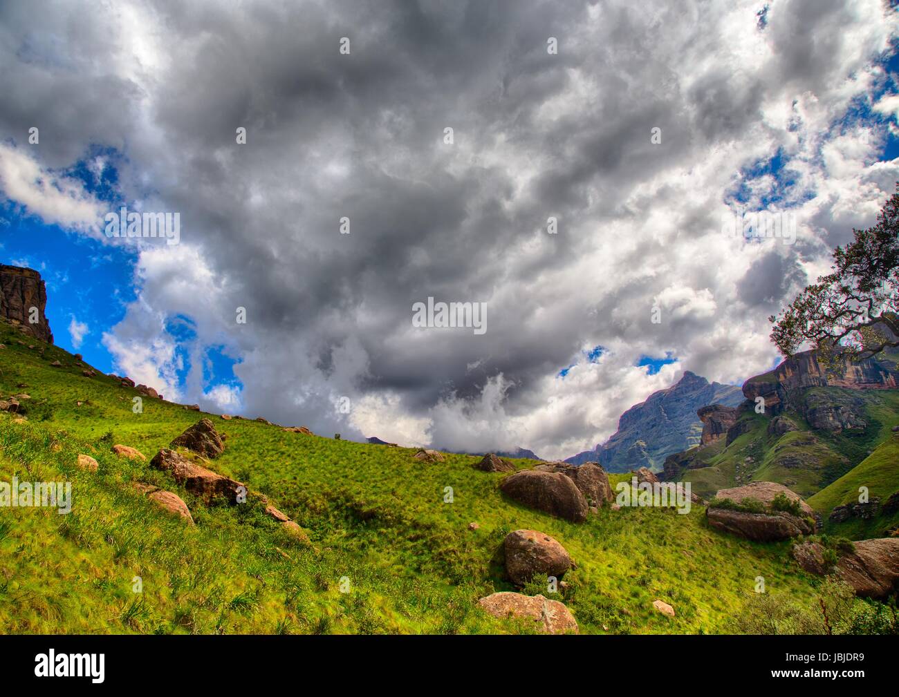 Rock formations of the Drakensberge at the Mkhomazi Wilderness area in ...